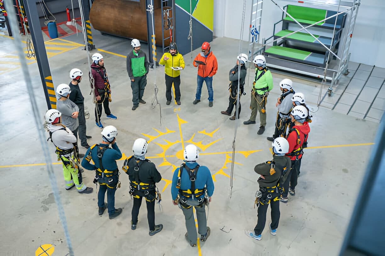 Safety and Health Resources Workers Can Use Inside Workplace?